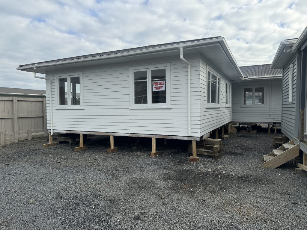 "Introducing DAISY" - Craig Walker Building Removals